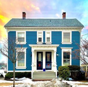 Blue Houses Are Taking Over—Get Inspired with These Jaw-Dropping Ideas ...