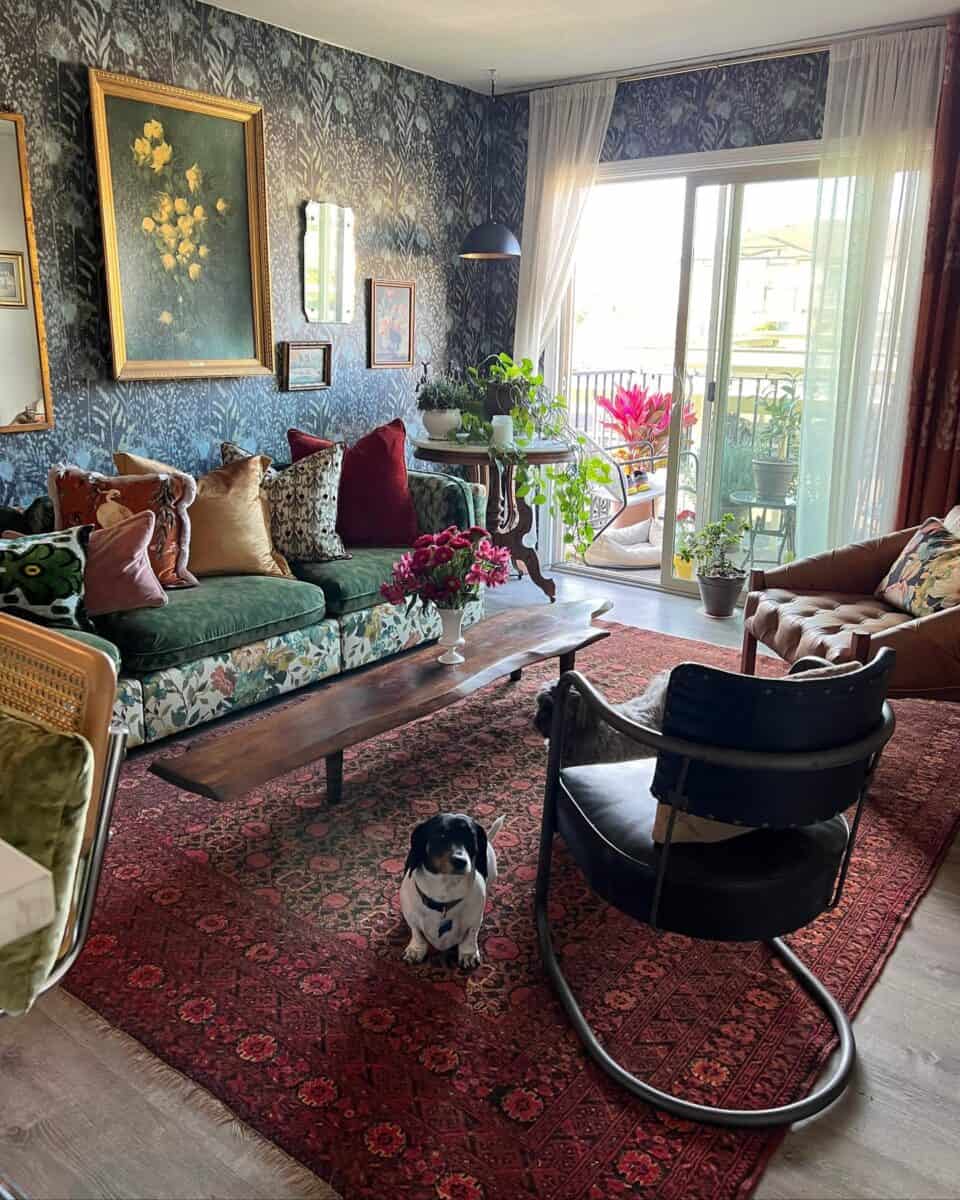 No Space, No Problem: 15 Ways to Make Your Drawing Room Pop – DecoFond