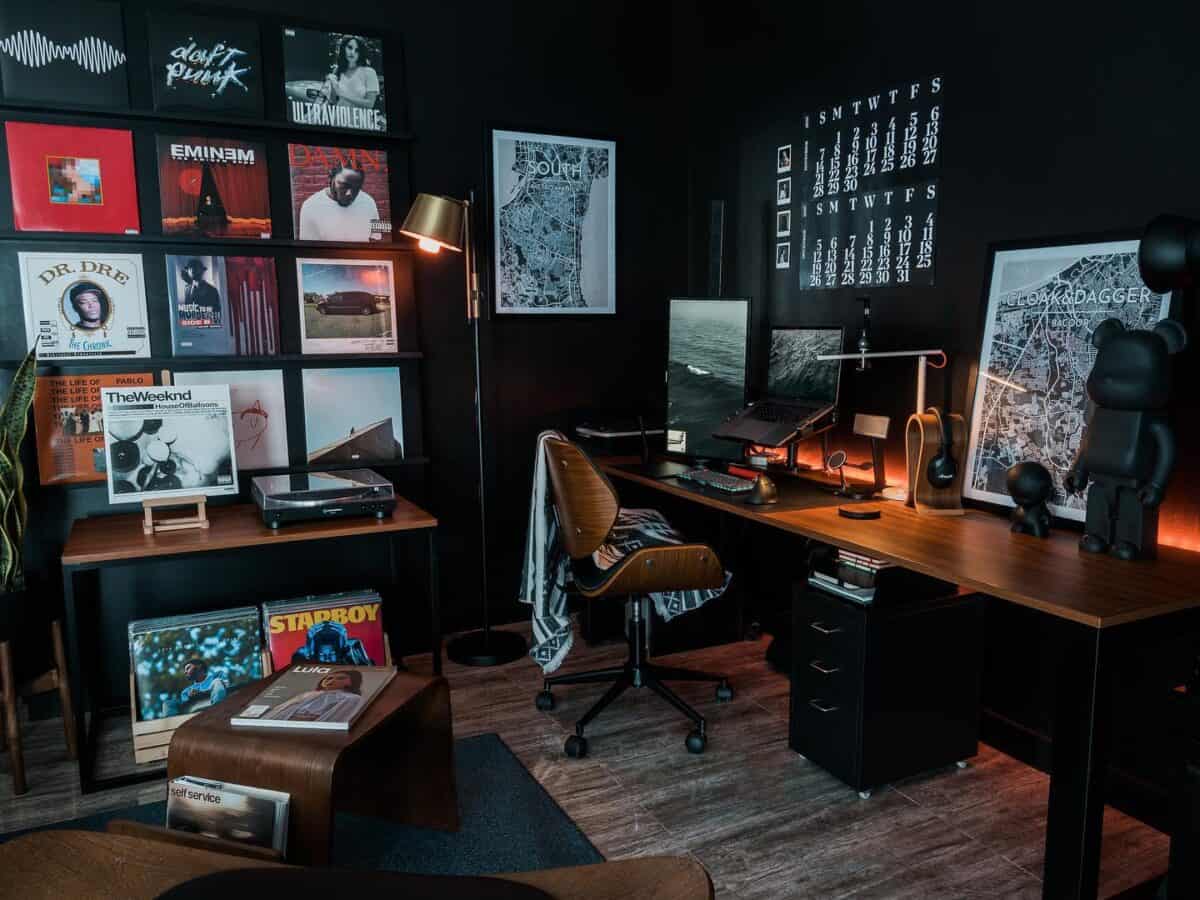 19 Creative Gaming Room Ideas to Build Your Dream Setup – DecoFond