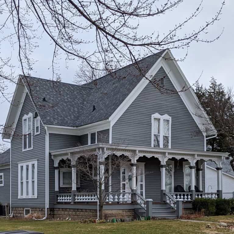 Gray Elegance: Captivating Gray House Designs – DecoFond