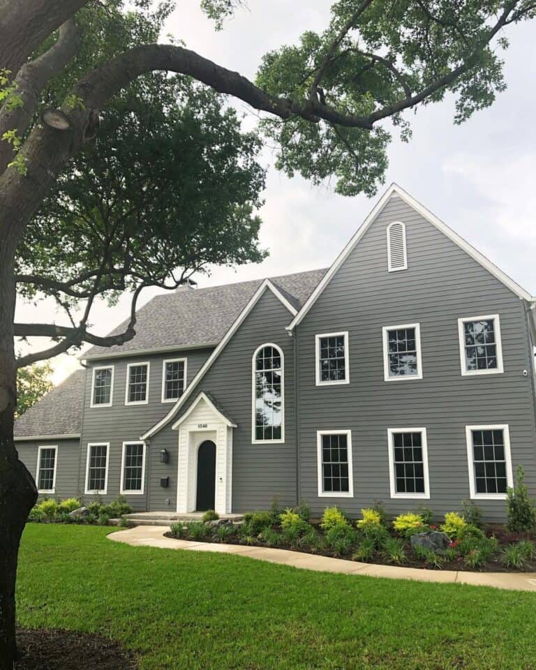 Gray Elegance: Captivating Gray House Designs – DecoFond