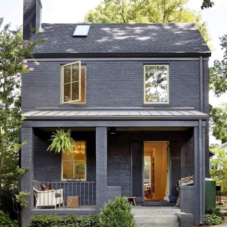 Gray Elegance: Captivating Gray House Designs – DecoFond