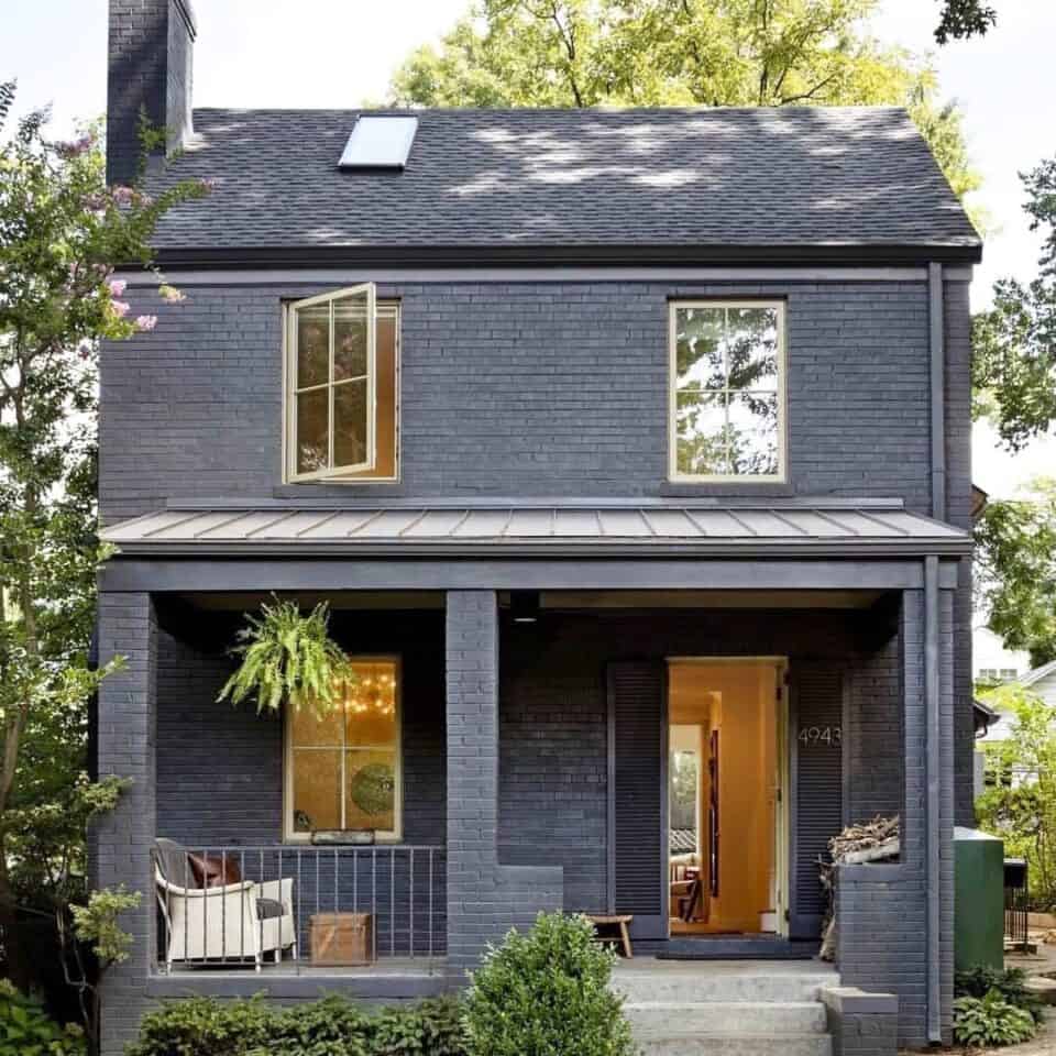 Gray Elegance: Captivating Gray House Designs – DecoFond