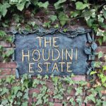 Discovering the Magic at the Houdini Estate – DecoFond