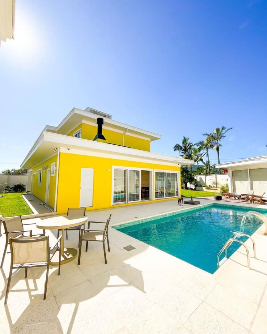 Yellow House Ideas – Fun & Lively Houses – DecoFond