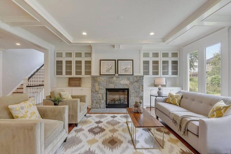 Gray Elegance: Captivating Gray House Designs – DecoFond