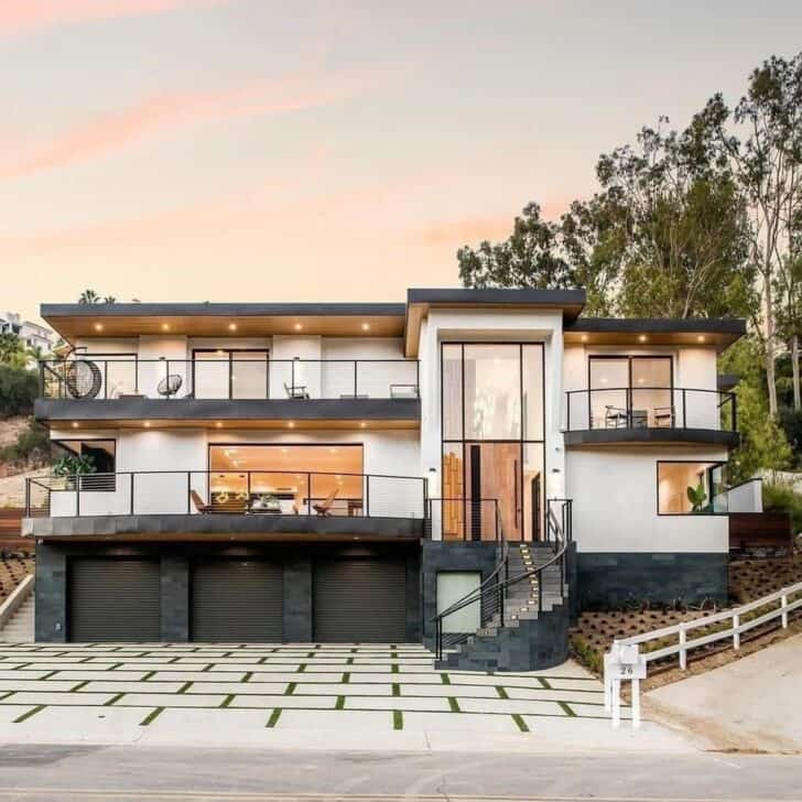 Luxury Living: 13 Outstanding Modern Mansions – DecoFond