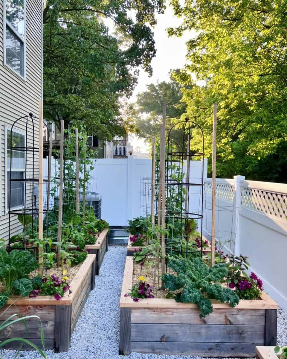 22 Backyard Garden Landscaping Ideas – Create An Outside Corner For ...