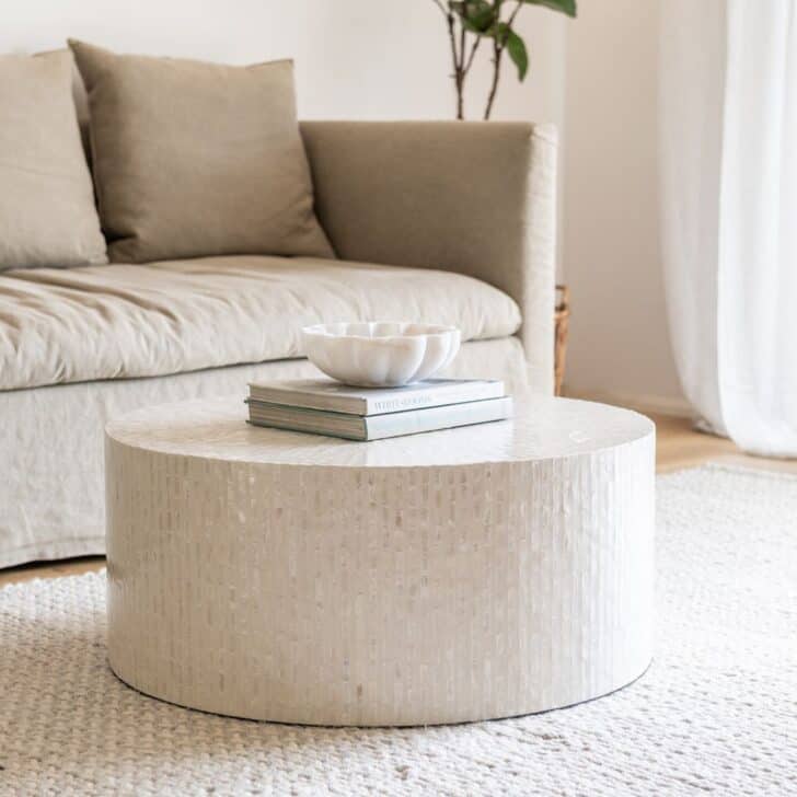 Stylish Circles: Round Coffee Tables That Transform Any Room – DecoFond