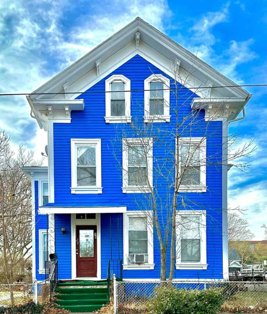 Blue Houses Are Taking Over—Get Inspired with These Jaw-Dropping Ideas ...