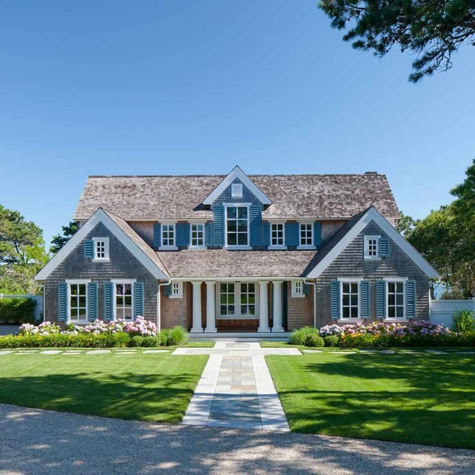 20 Captivating Cape Cod House Exterior Ideas – DecoFond
