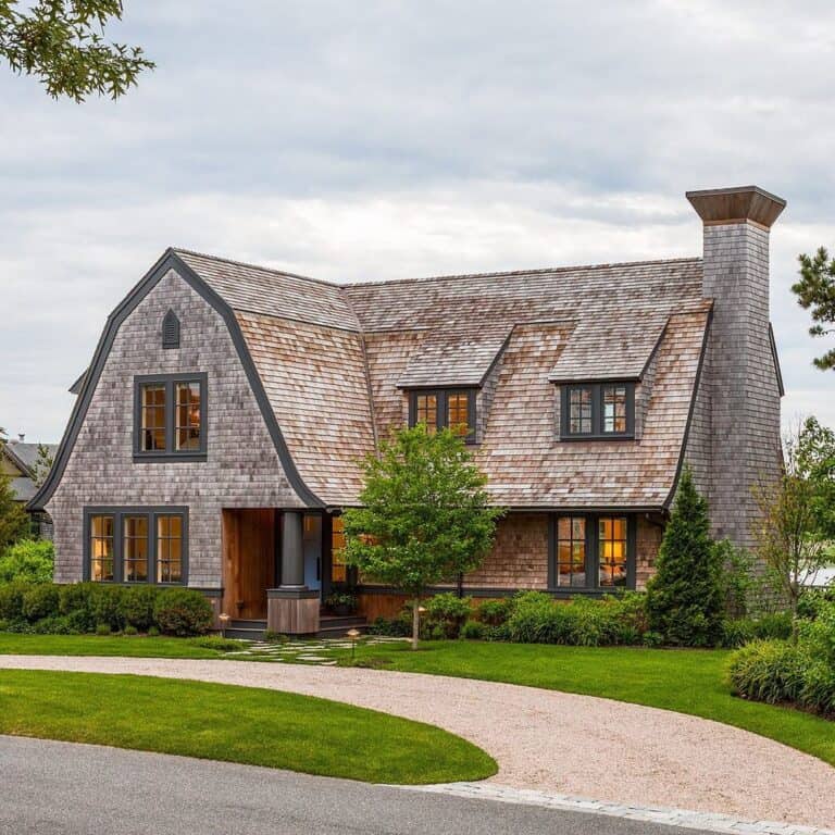 20 Captivating Cape Cod House Exterior Ideas – DecoFond