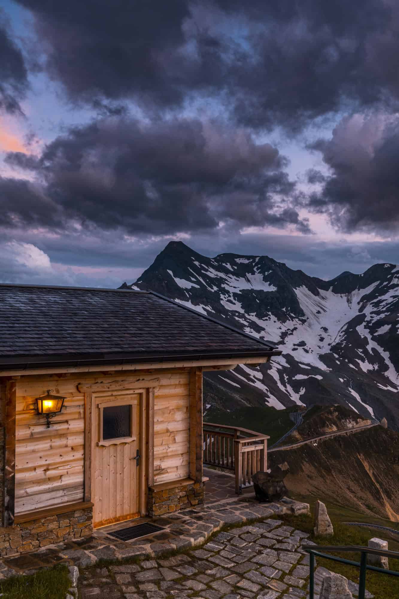 23 Small Cabin Designs To Get Inspired: Find The Best One For Yourself ...