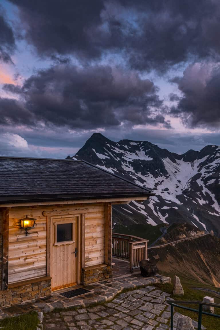 23 Small Cabin Designs To Get Inspired: Find The Best One For Yourself ...