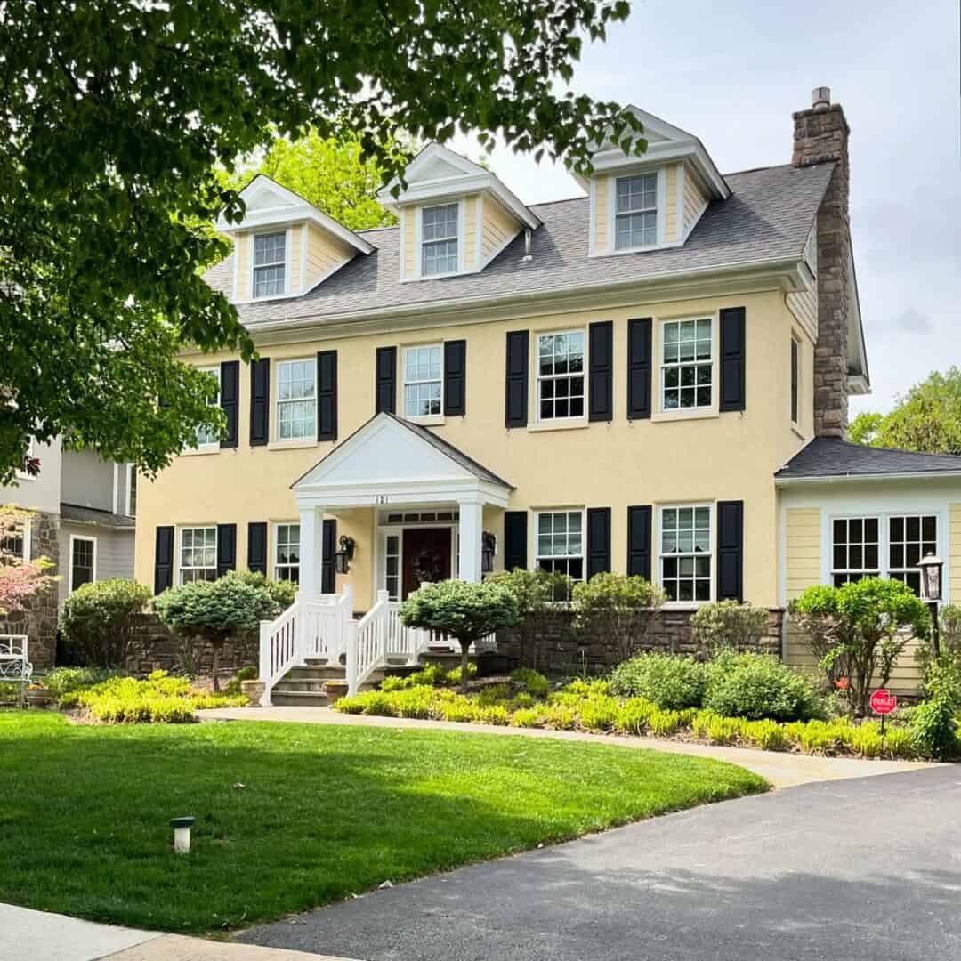 Yellow House Ideas – Fun & Lively Houses – DecoFond