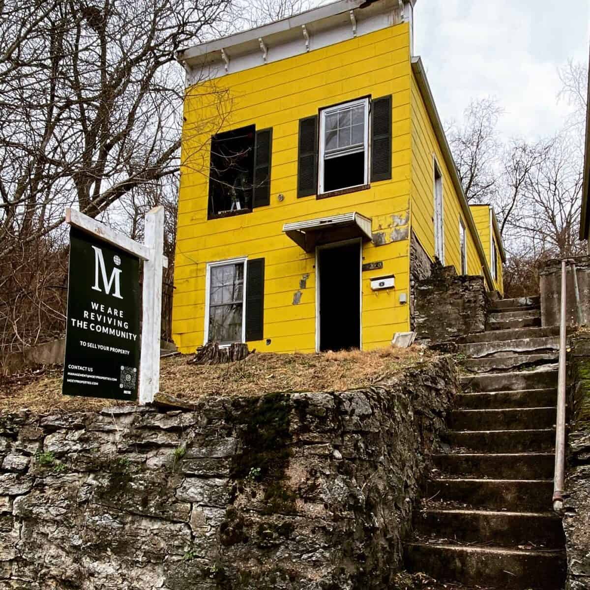 Yellow House Ideas – Fun & Lively Houses – DecoFond