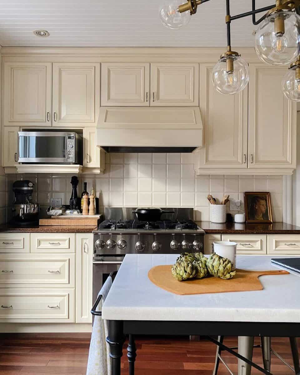 Past Revived: 23 Victorian Kitchens With a Modern Twist – DecoFond