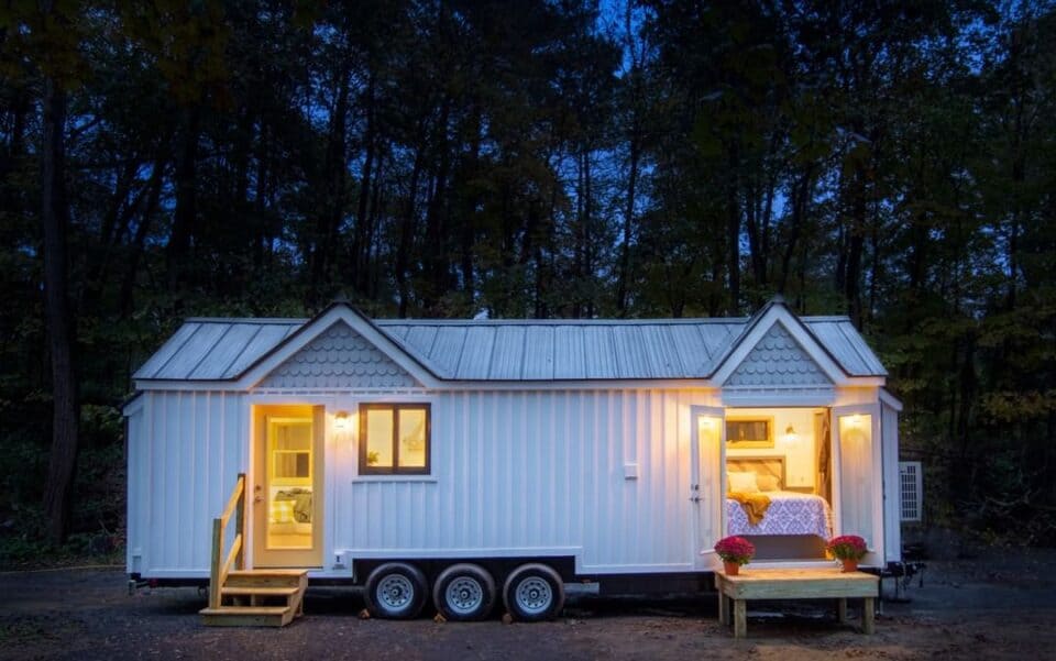 18 Must-See Wheeled Houses To Live Wherever You Want – DecoFond