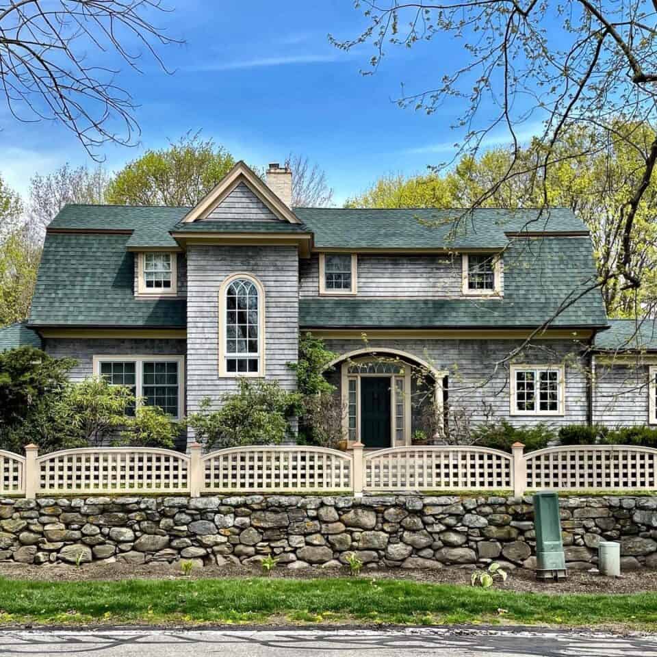 The Carriage House: A Hidden Gem in Real Estate – DecoFond