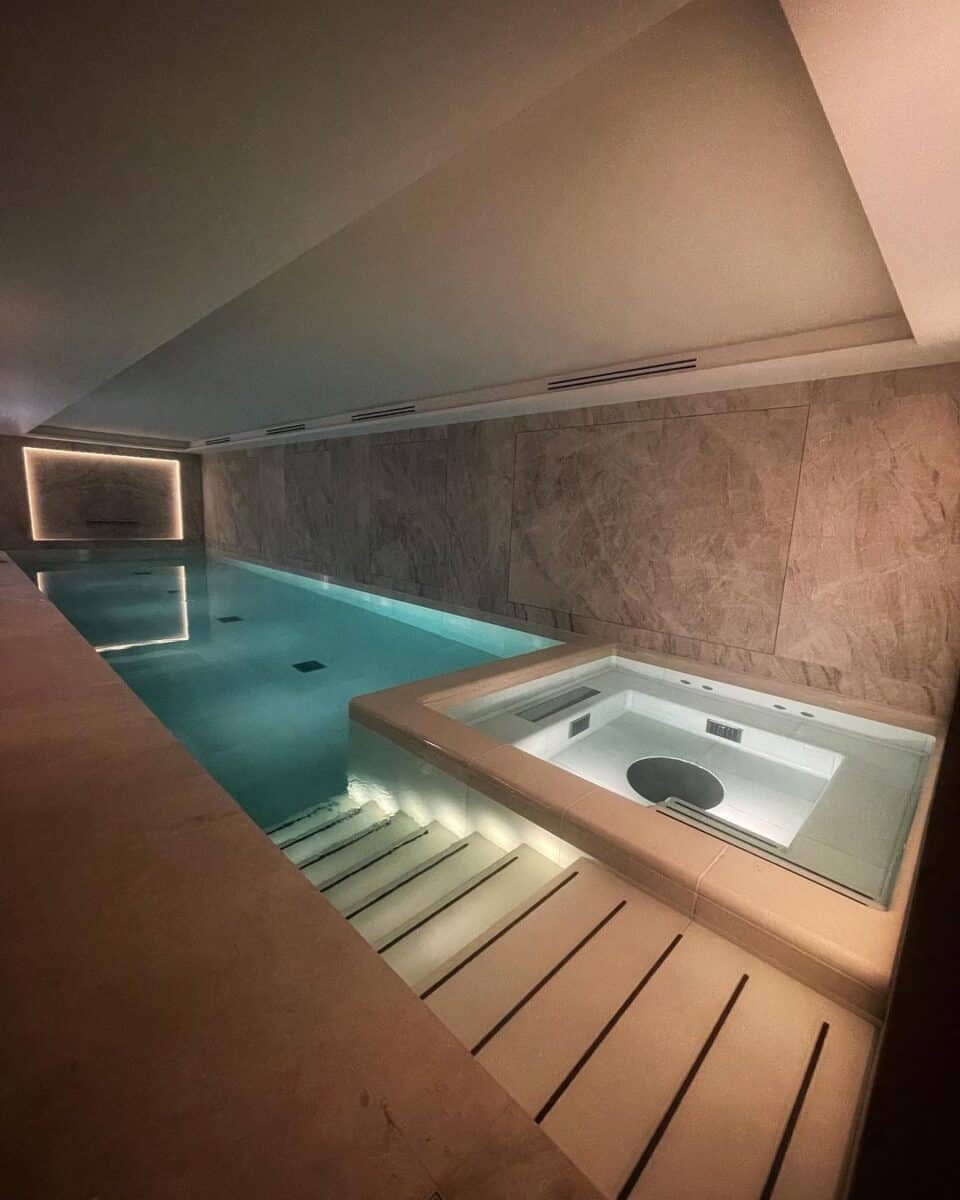 Make a Splash With These 20 Indoor Pool Ideas! – DecoFond