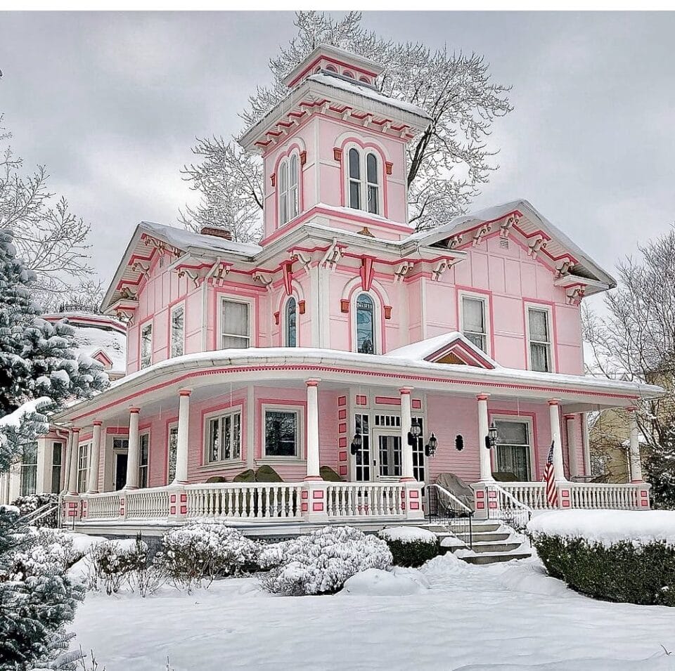 20 Ideas For Pink Houses – Pretty In Pink – DecoFond