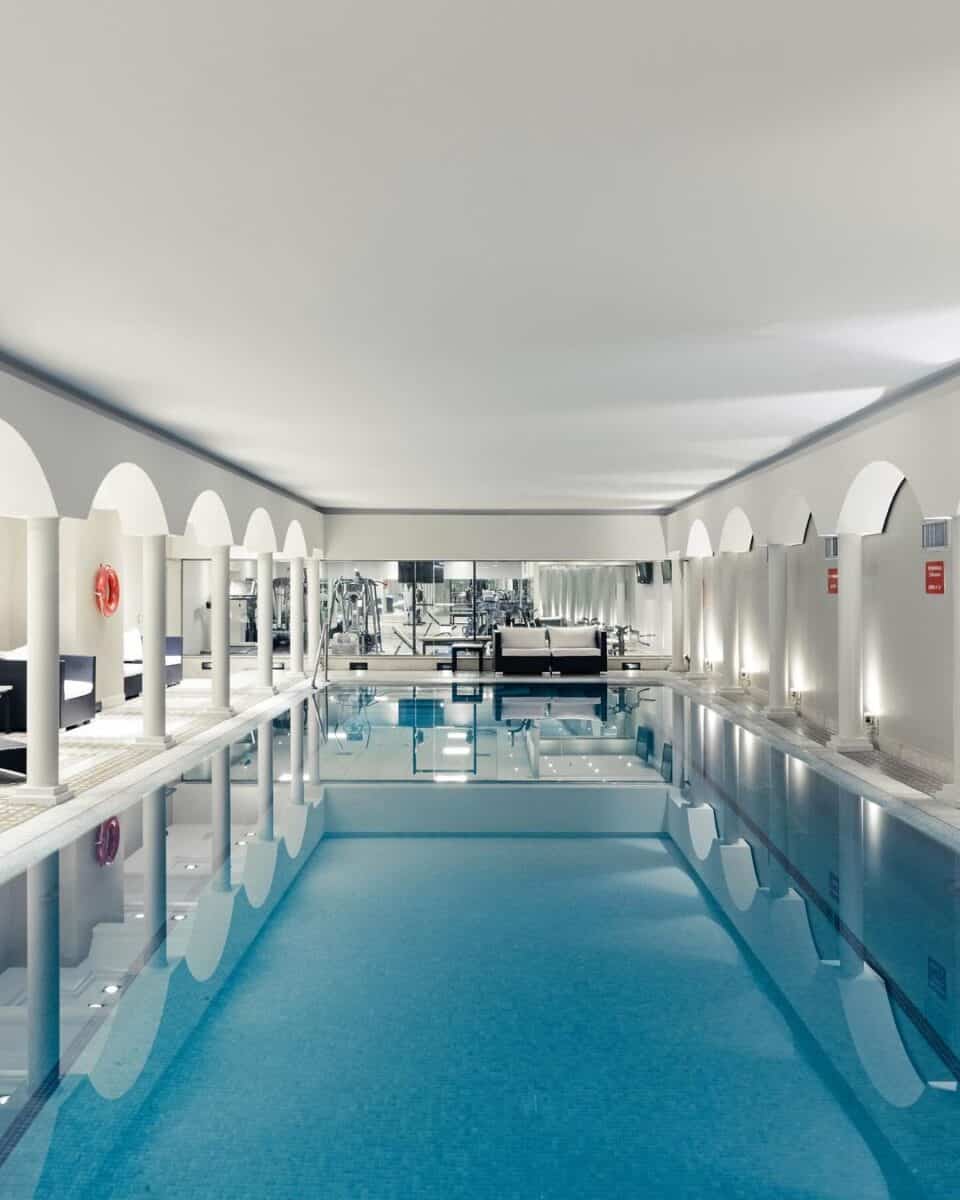 Make a Splash With These 20 Indoor Pool Ideas! – DecoFond