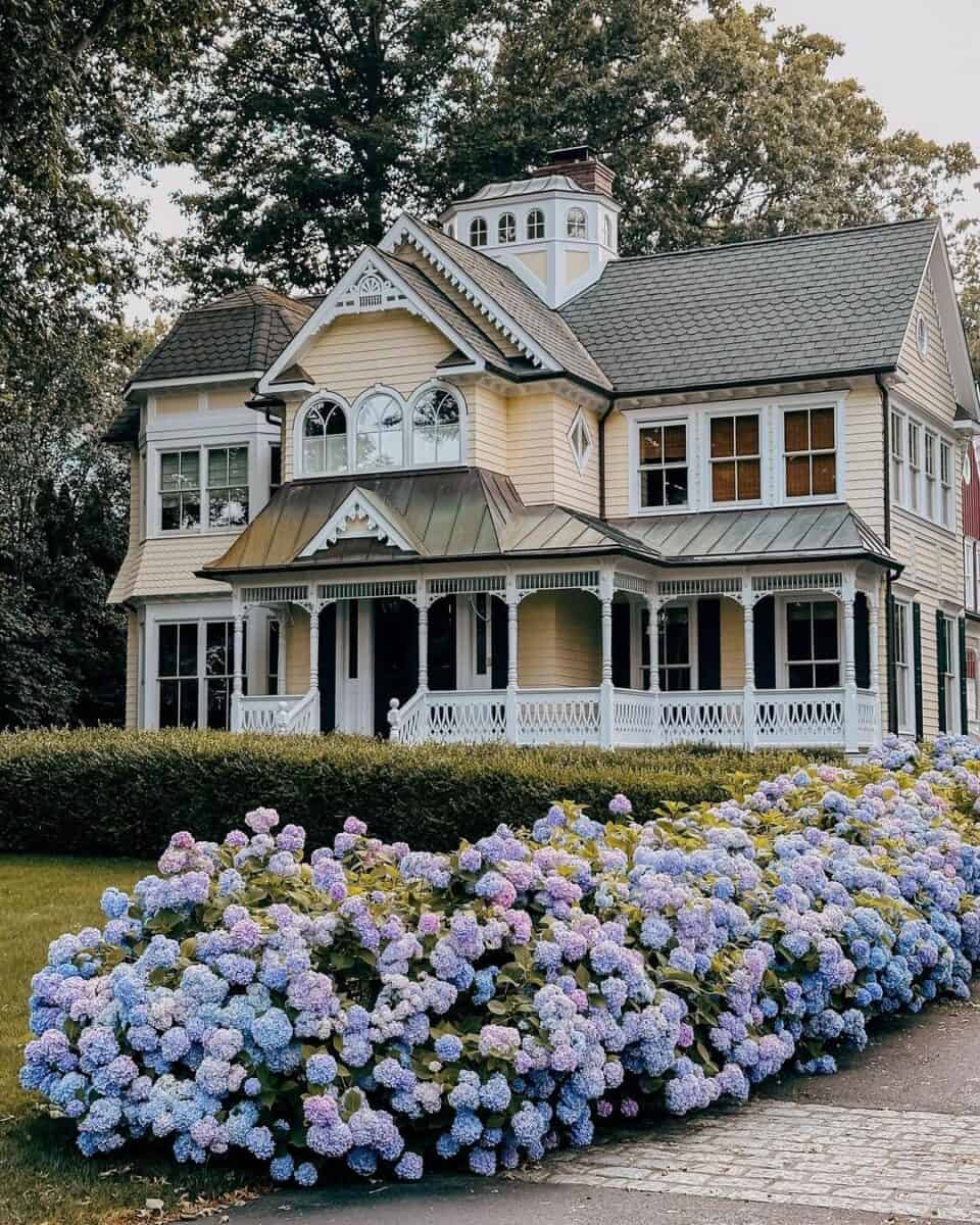 33 Coastal Houses That Will Take Your Breath Away – DecoFond