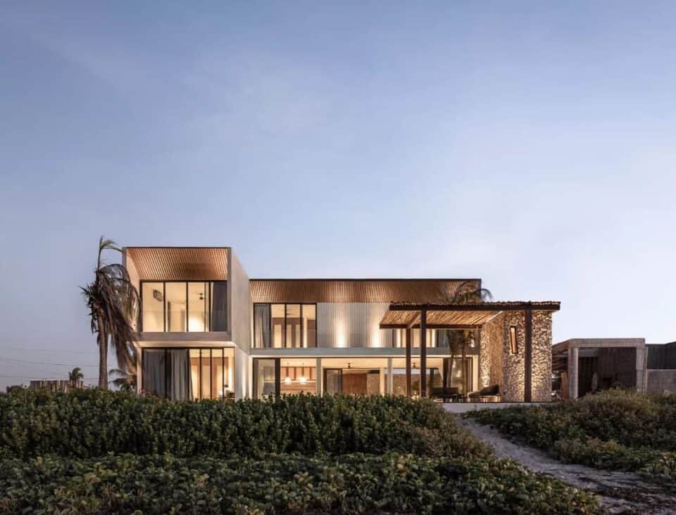 33 Coastal Houses That Will Take Your Breath Away – DecoFond