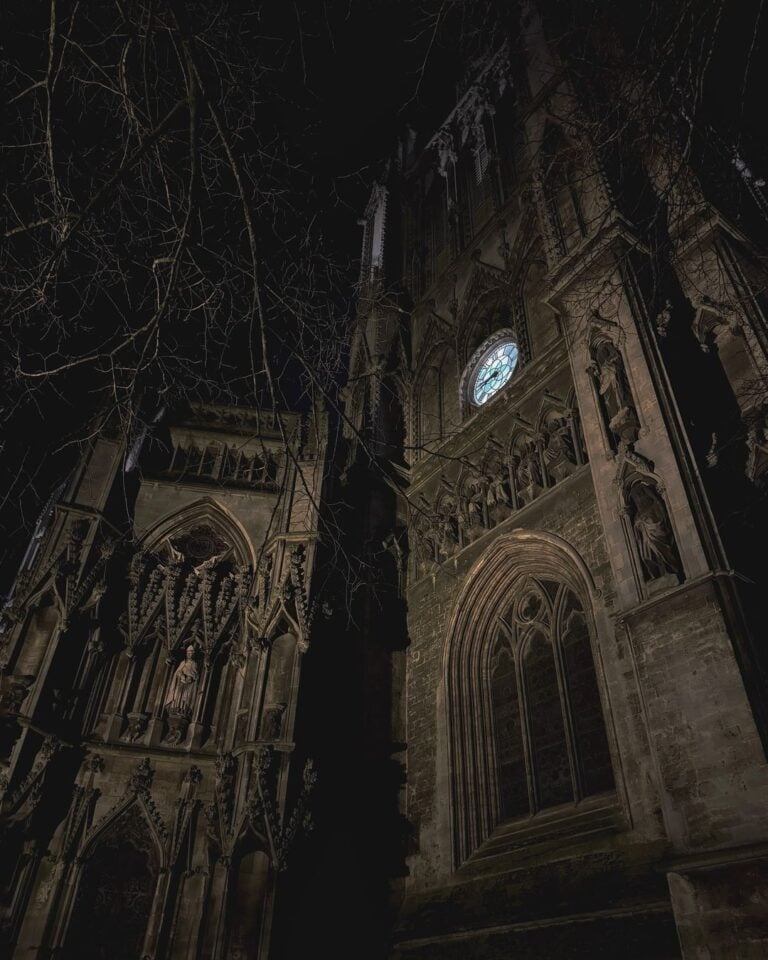 20 Gothic Churches that Will Transport You Through Time – DecoFond