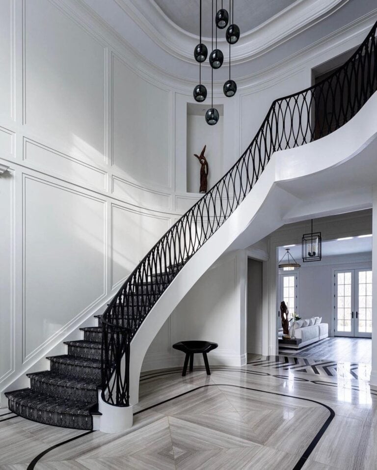 21 Foyer Chandeliers That Define Unparalleled Elegance – DecoFond