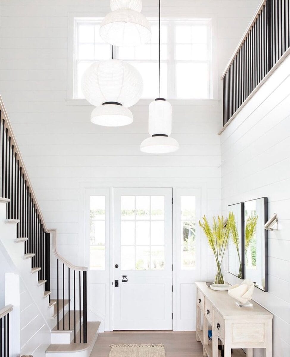 21 Foyer Chandeliers That Define Unparalleled Elegance – DecoFond