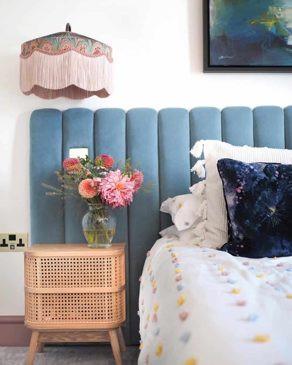 Your Dream Bedroom Starts Here: 20 Nightside Table Ideas You’ll Obsess ...