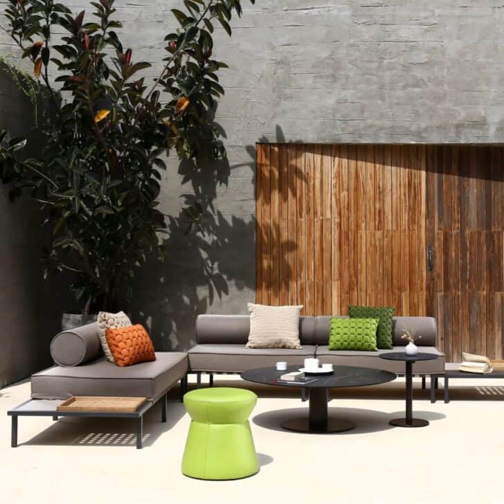 Where Style Meets Comfort: 23 Beautiful Outdoor Sectionals – DecoFond