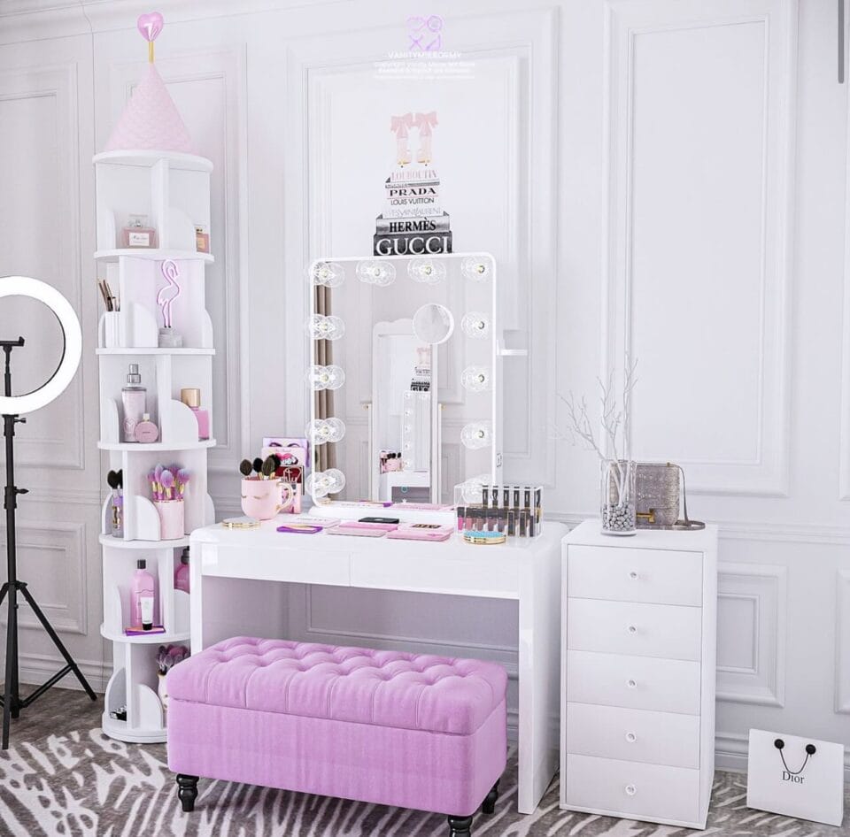 Illuminate Your Beauty: 17 Vanity Mirrors That Shine – DecoFond
