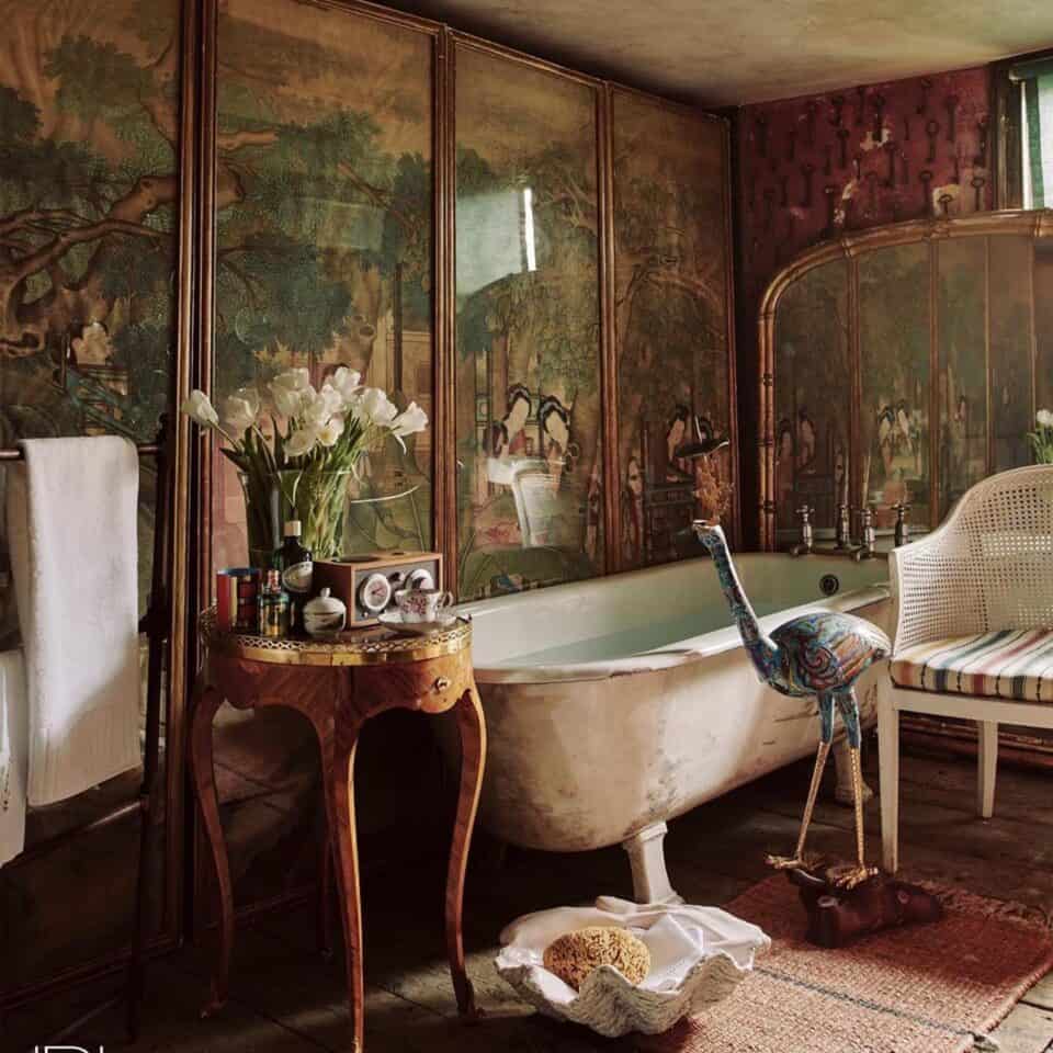 Bathing in Nostalgia: 20 Vintage Bathroom Inspirations – DecoFond