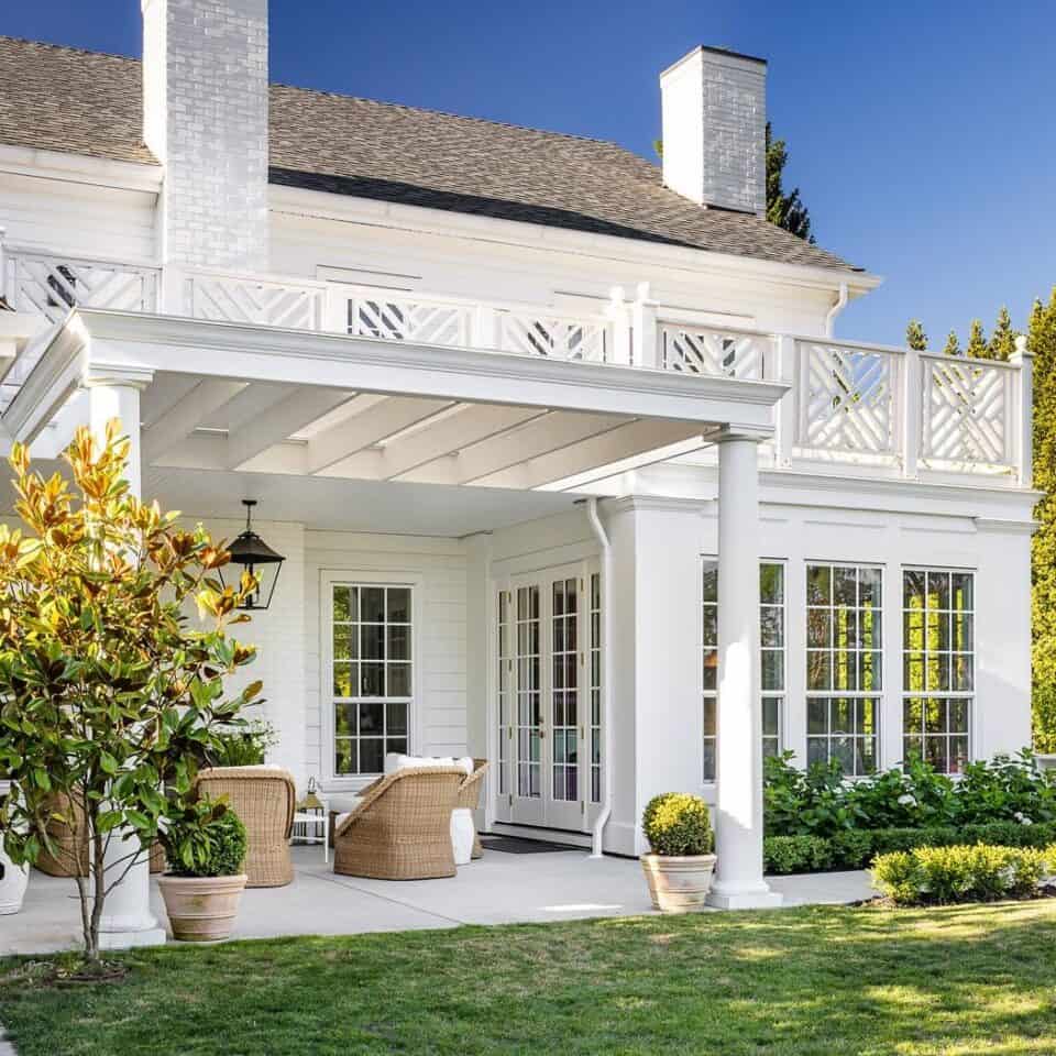 20 Front Porch Pillars: A Guide to Stylish Entrances – DecoFond