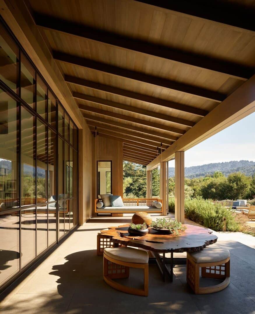 20 Front Porch Pillars: A Guide to Stylish Entrances – DecoFond