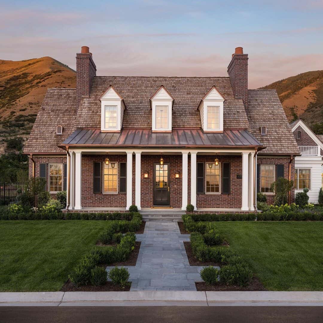 20 Front Porch Pillars: A Guide to Stylish Entrances – DecoFond