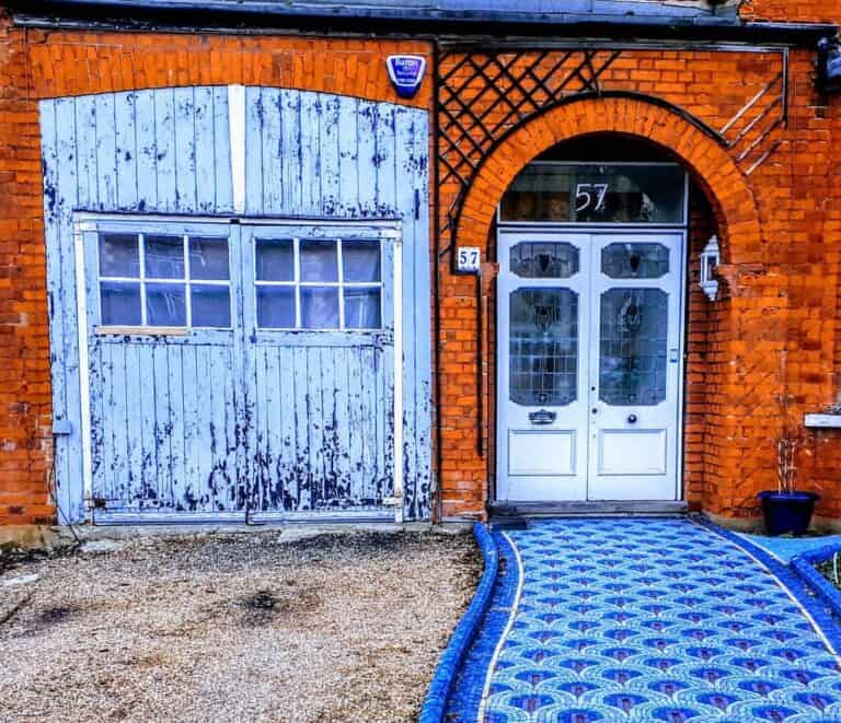 18 Stunning Blue Garage Ideas to Inspire You – DecoFond
