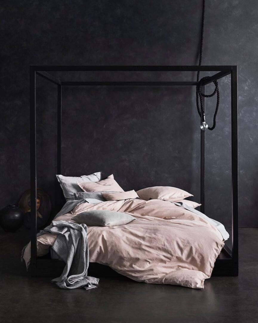 Dream in Style: 20 Stunning Four-Poster Beds to Elevate Your Bedroom ...