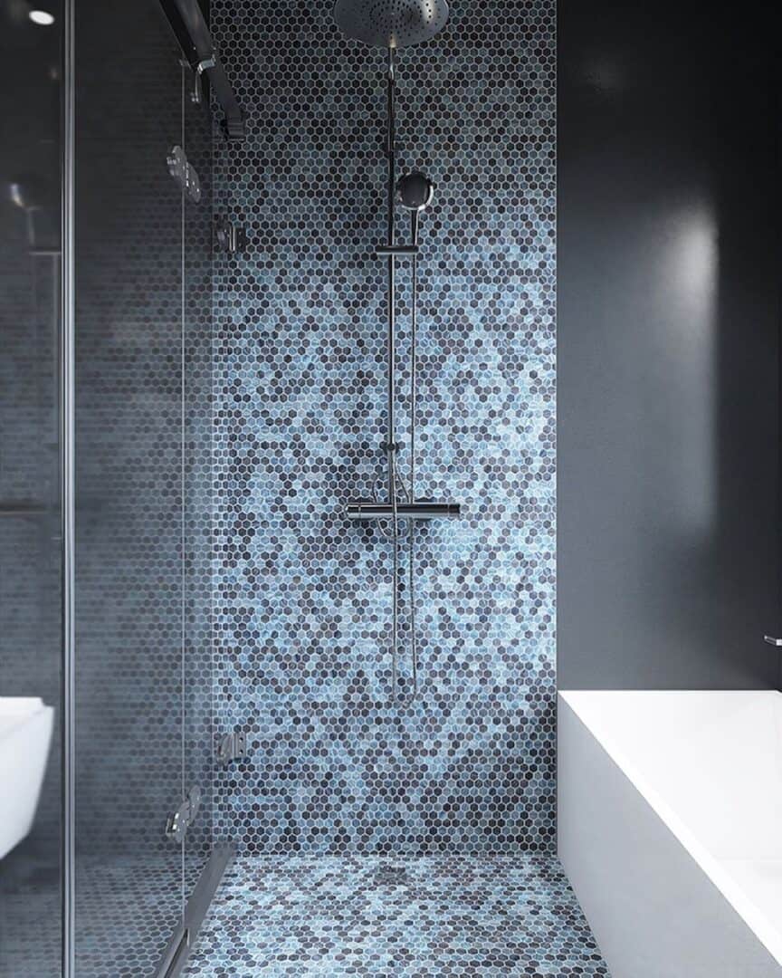 Geometric Gems: 18 Hexagon Bathroom Tiles That Add Character – DecoFond