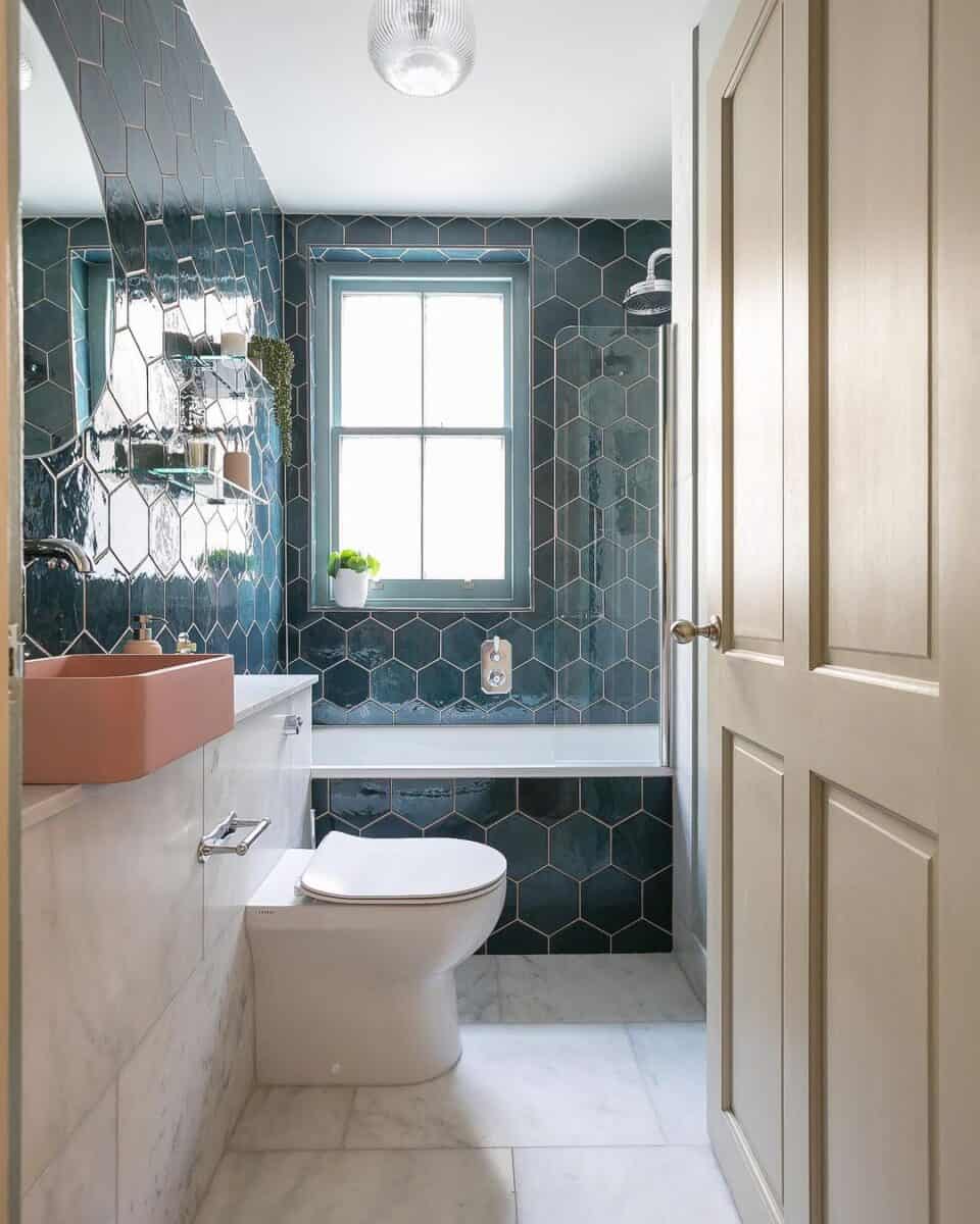 Geometric Gems: 18 Hexagon Bathroom Tiles That Add Character – DecoFond