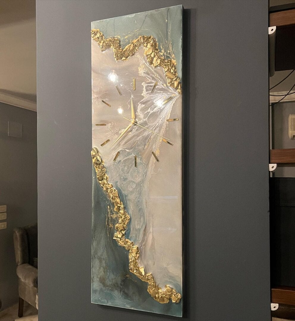 More Than Timepieces: 18 Stunning Long Wall Clocks – DecoFond