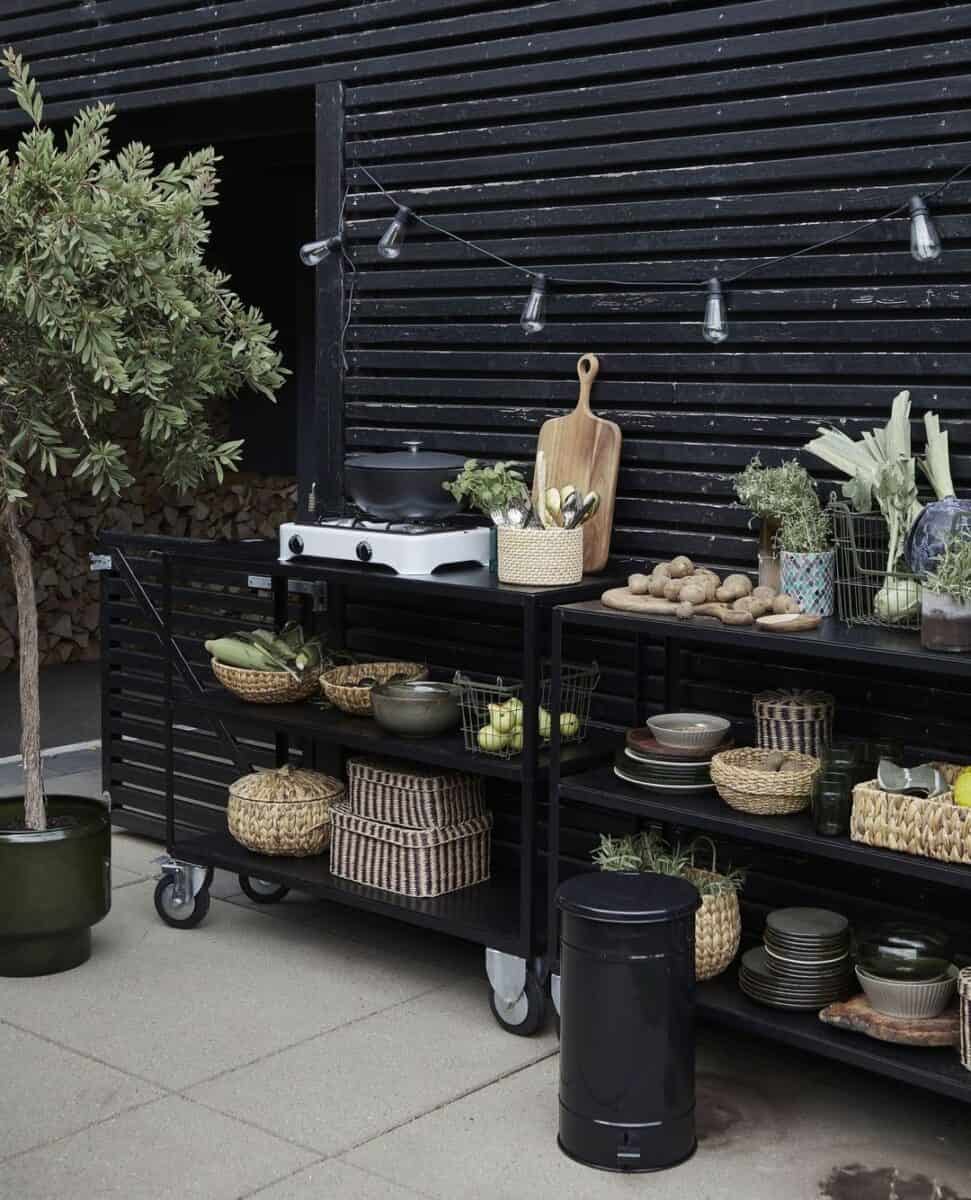 Grill It Yourself: 14 DIY Outdoor Kitchens for Every Backyard Chef ...