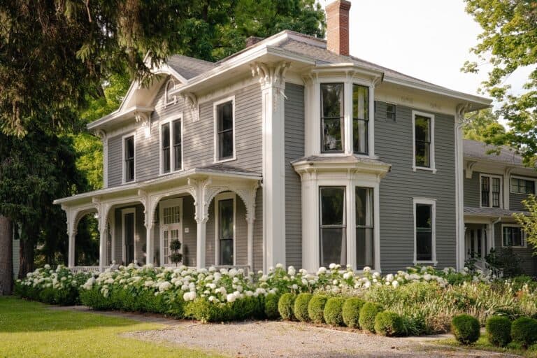 Explore Your Options: 15 Suburban House Styles Unveiled – DecoFond