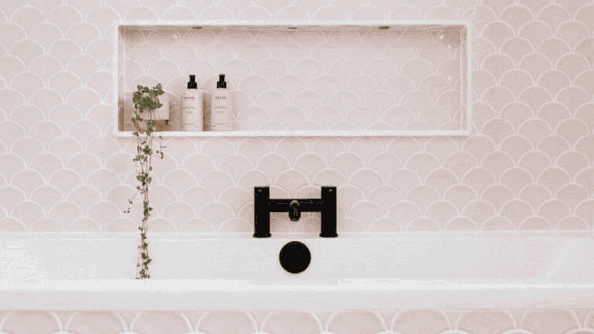 Scaled to Perfection: 20 Fish Scale Tiles to Elevate Your Bathroom ...