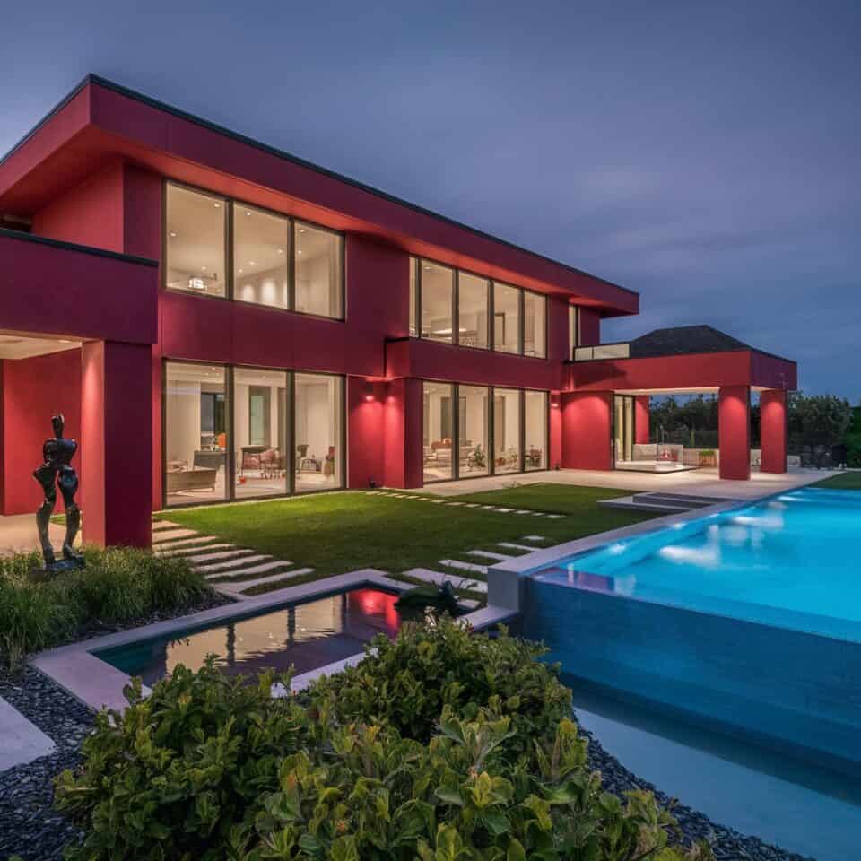 The Shades Of Passion: 10 Red Houses That Stand Out – DecoFond