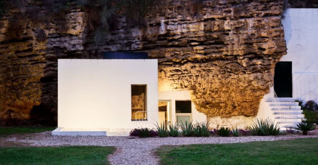 9 Cave Houses That Rock (Literally) – DecoFond