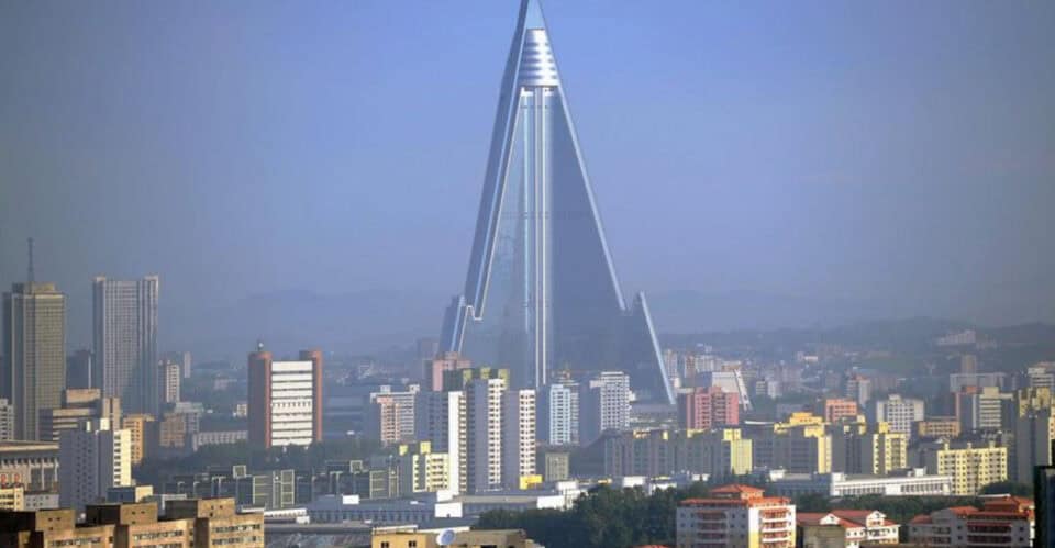 6 Billion-Dollar Building Projects That Ended In Disaster – DecoFond