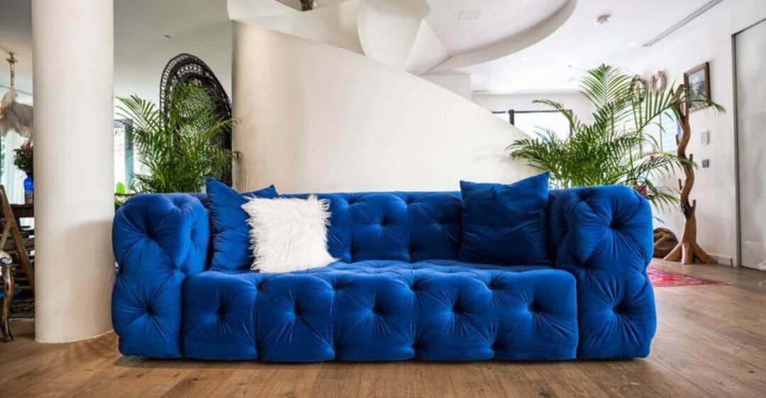 How These 7 Luxurious Sofa Colors Can Transform Your Space! – DecoFond